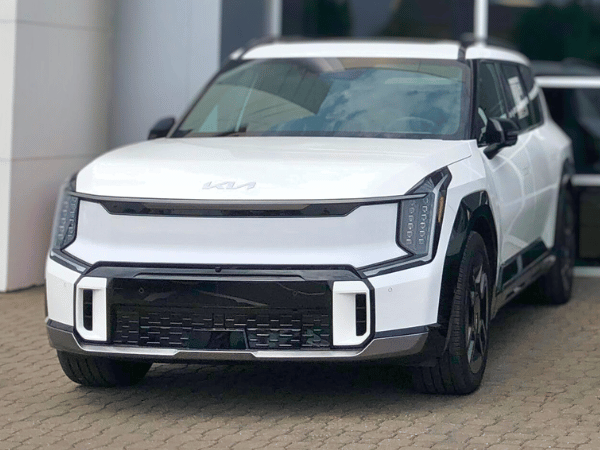 Kia EV9 Takes Safety to the Next Level with IIHS Top Safety Pick Award ...